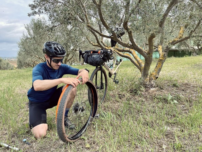 Gravelling Greece: Bikepacking durch die Landzungen Chalkidikis ...